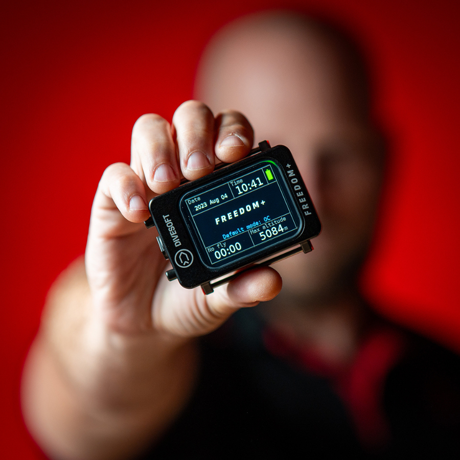 Divesoft Freedom+ Full Trimix Tauchcomputer - Preis - Leistungs Sieger ...